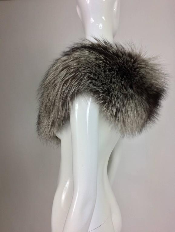 Silver fox fur draped shoulder wrap 1960s OS at 1stDibs | fur draped ...