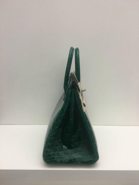 Hermes Birkin 25 Emerald Green Shiny Niloticus Croc PHW at 1stDibs