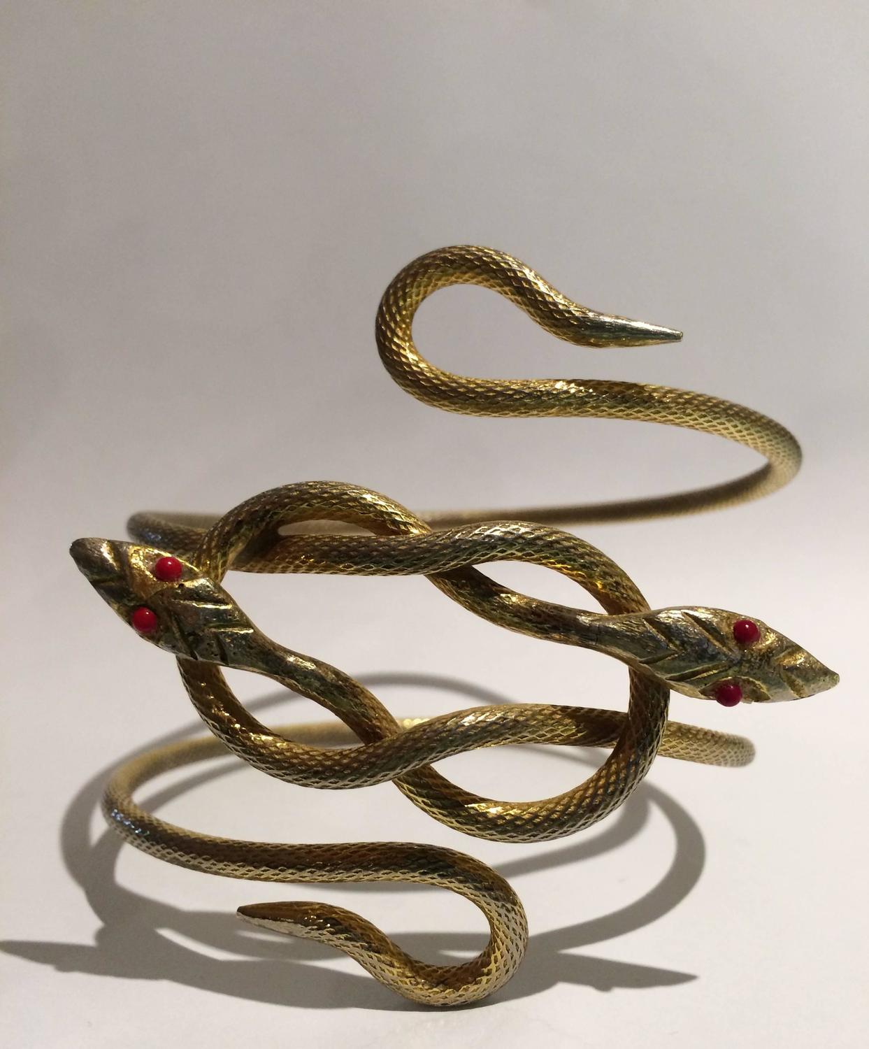 Unusually striking 1920s gilt metal double snake armlet For Sale at 1stdibs