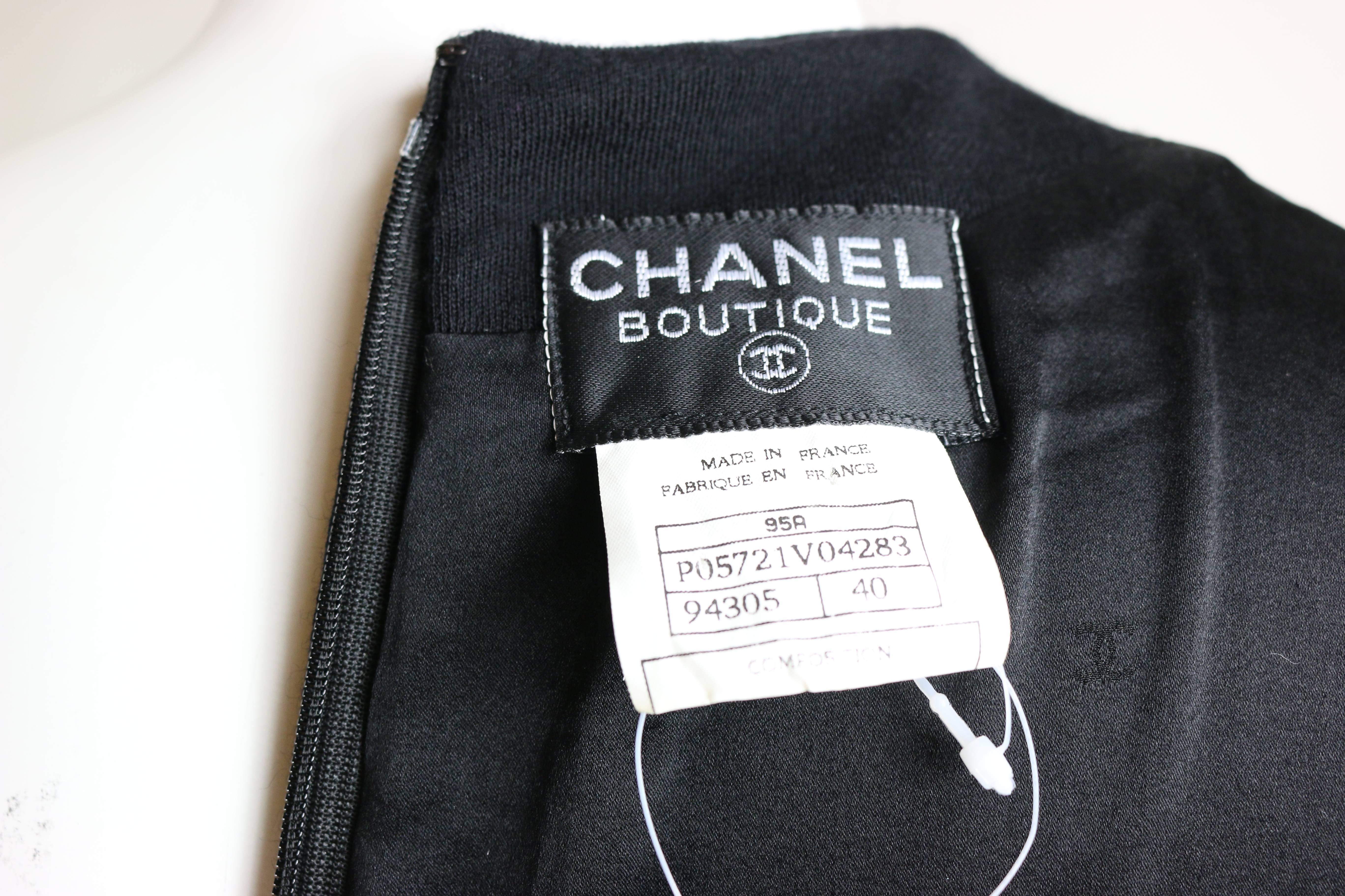 Unworn Fall 1995 Chanel Classic Little Black Dress For Sale at 1stDibs ...
