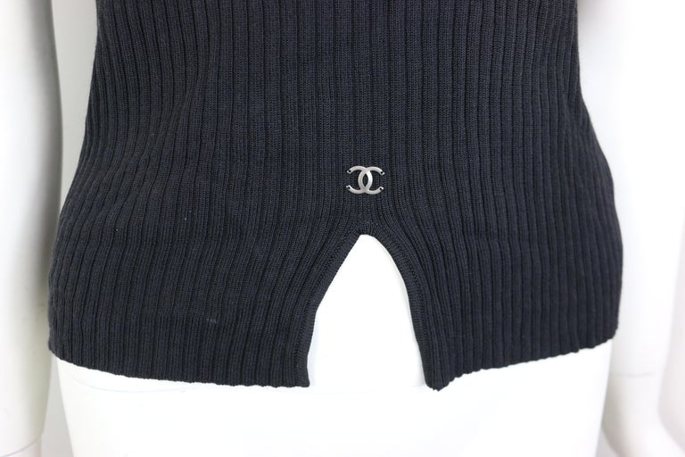 Chanel Black Knitted Cotton and Rayon Sleeveless Top For Sale at 1stDibs