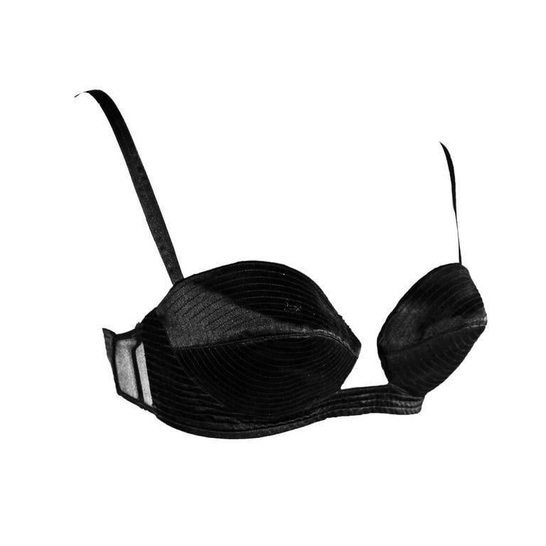 Rare Tom Ford Gucci SS 2001 Runway Ad Campaign Black Silk Cone Bra Kate ...
