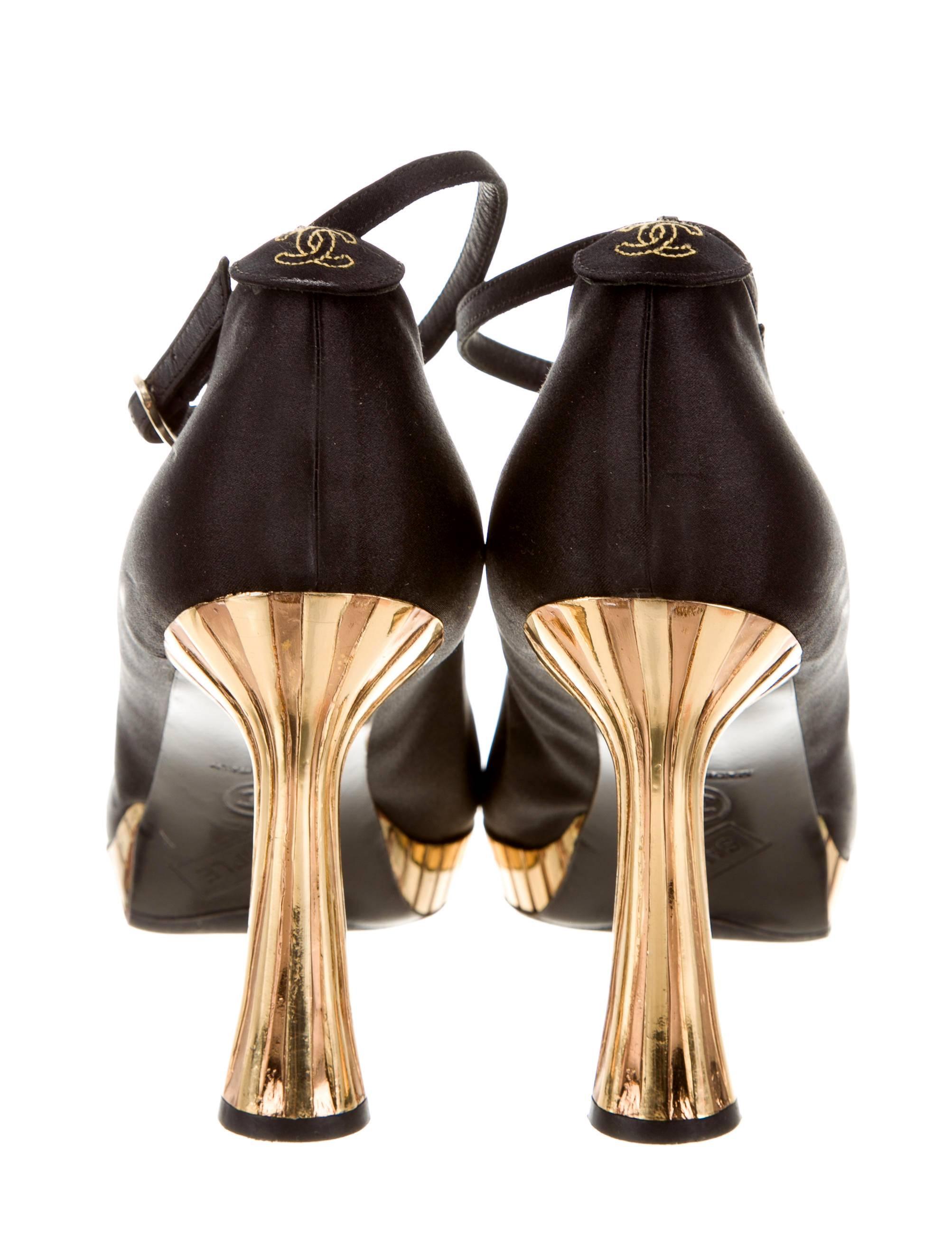 Chanel "Sample" Satin Platform Pumps For Sale at 1stDibs
