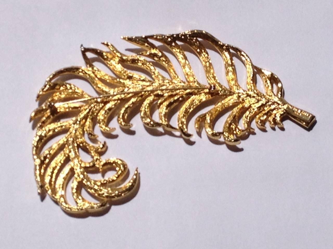 Patrick Kelly Paris 80s Gold Tone Rhinestone Feather Pin Brooch at ...