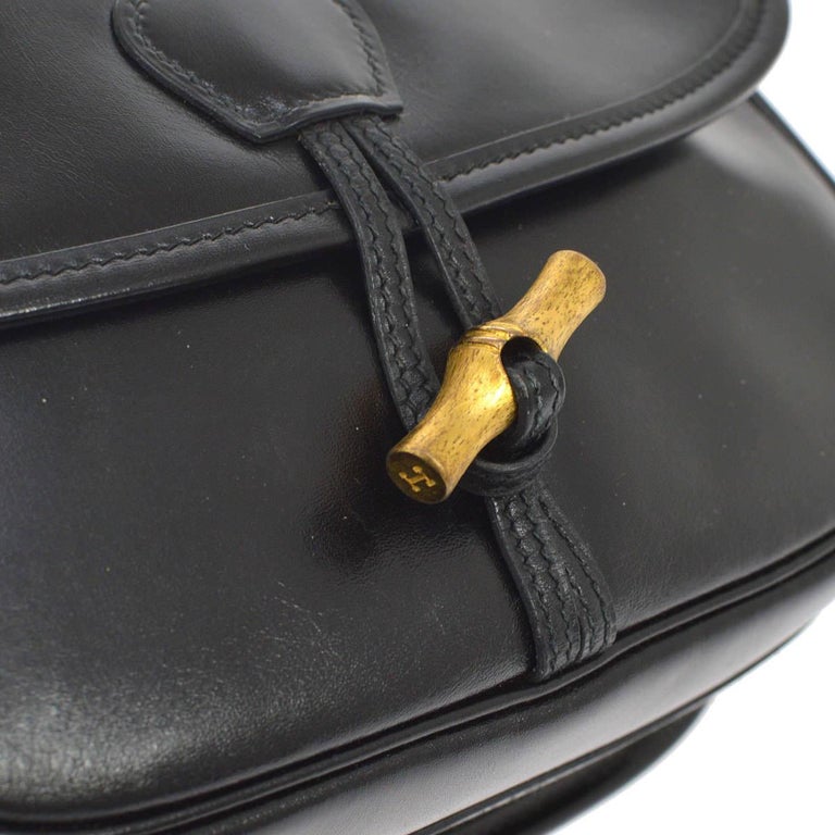 Hermes Black Leather Wood Toggle Shoulder Flap Saddle Bag For Sale at ...