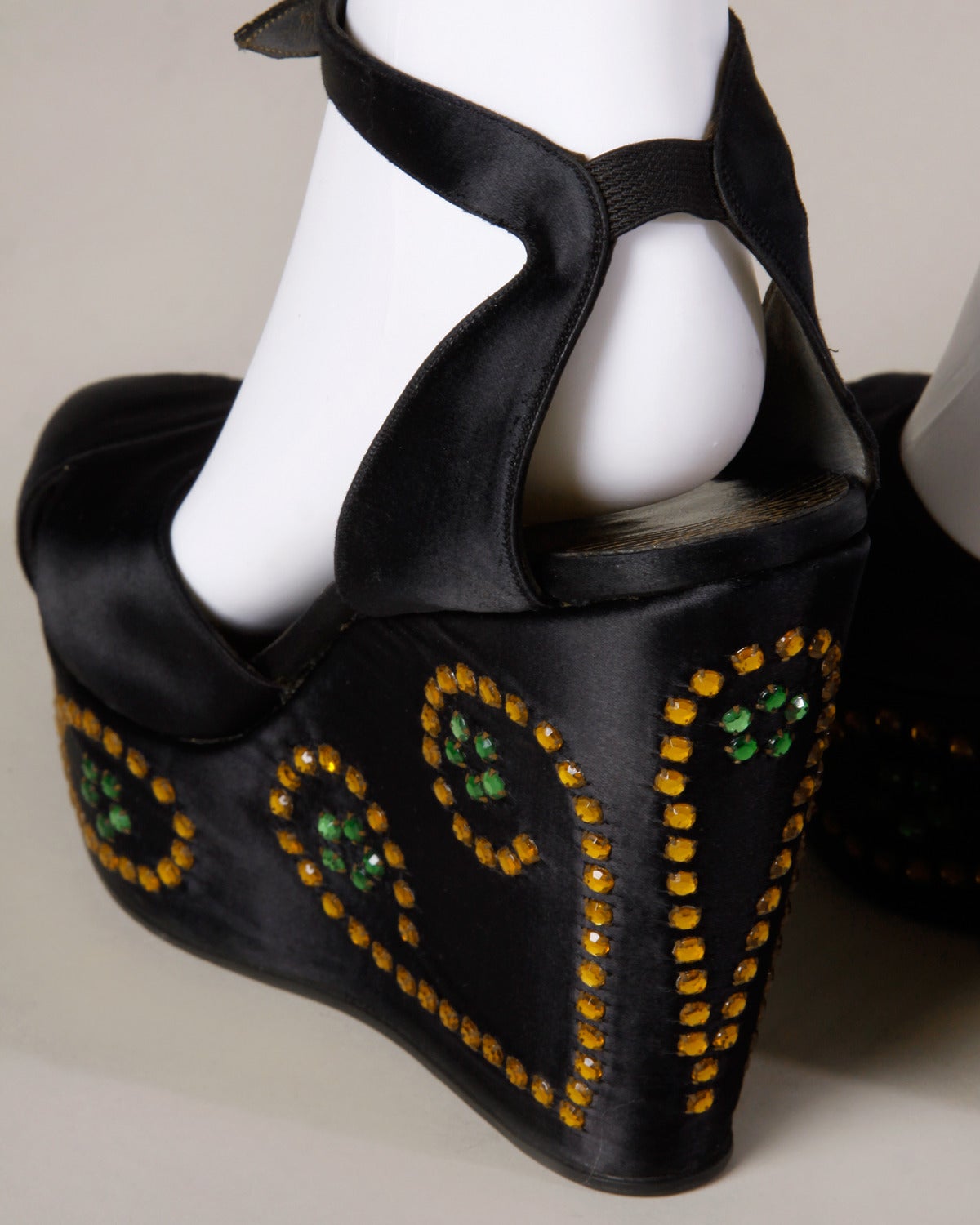 Incredible David Evins Vintage 1940s Rhinestone Silk Satin Platform ...