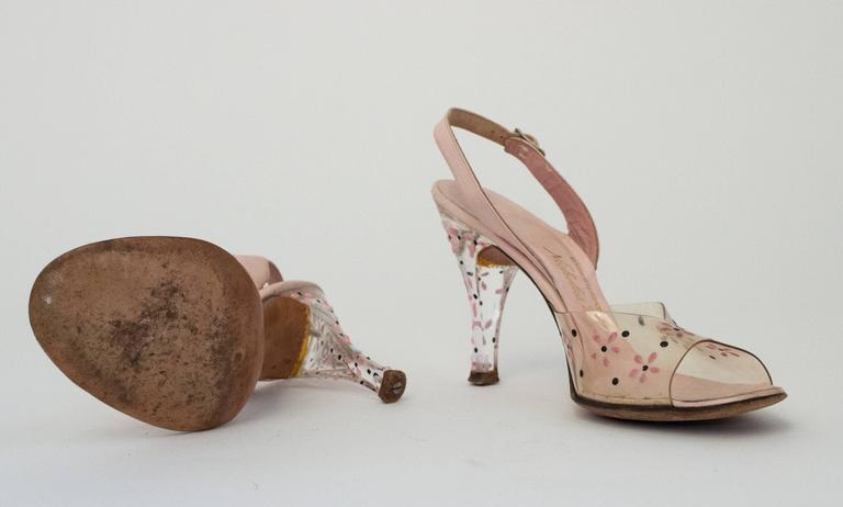 50s Pink Lucite Heels with Floral Painted Embellishment For Sale at 1stDibs