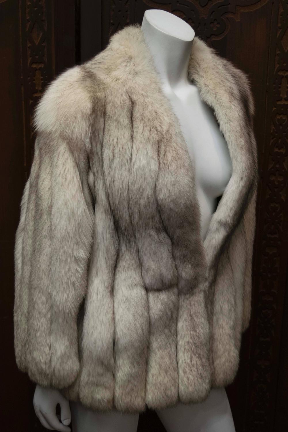 1980s White Fox Fur Coat. For Sale at 1stdibs