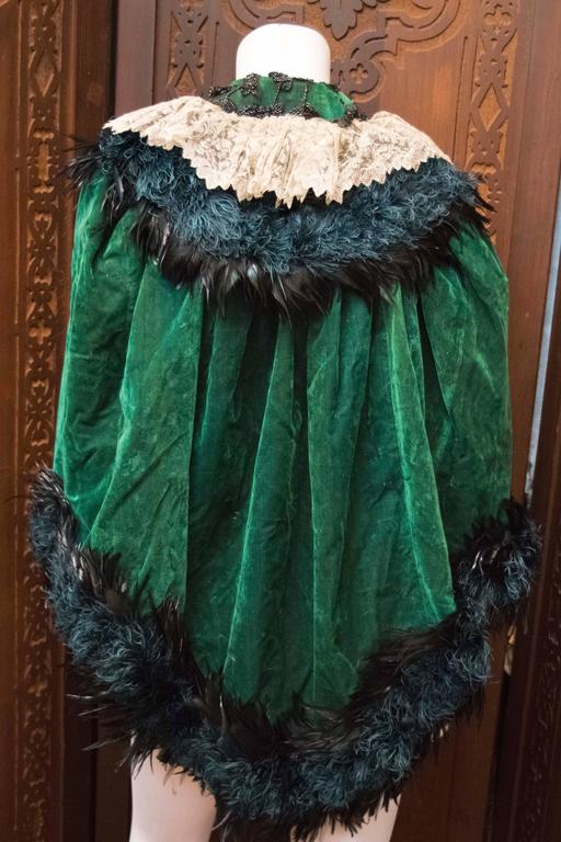 Green Velvet Victorian Cape For Sale at 1stDibs | victorian capelet ...