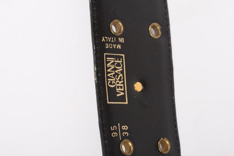 Gianni Versace Vintage Leather Belt - black/gold For Sale at 1stDibs ...