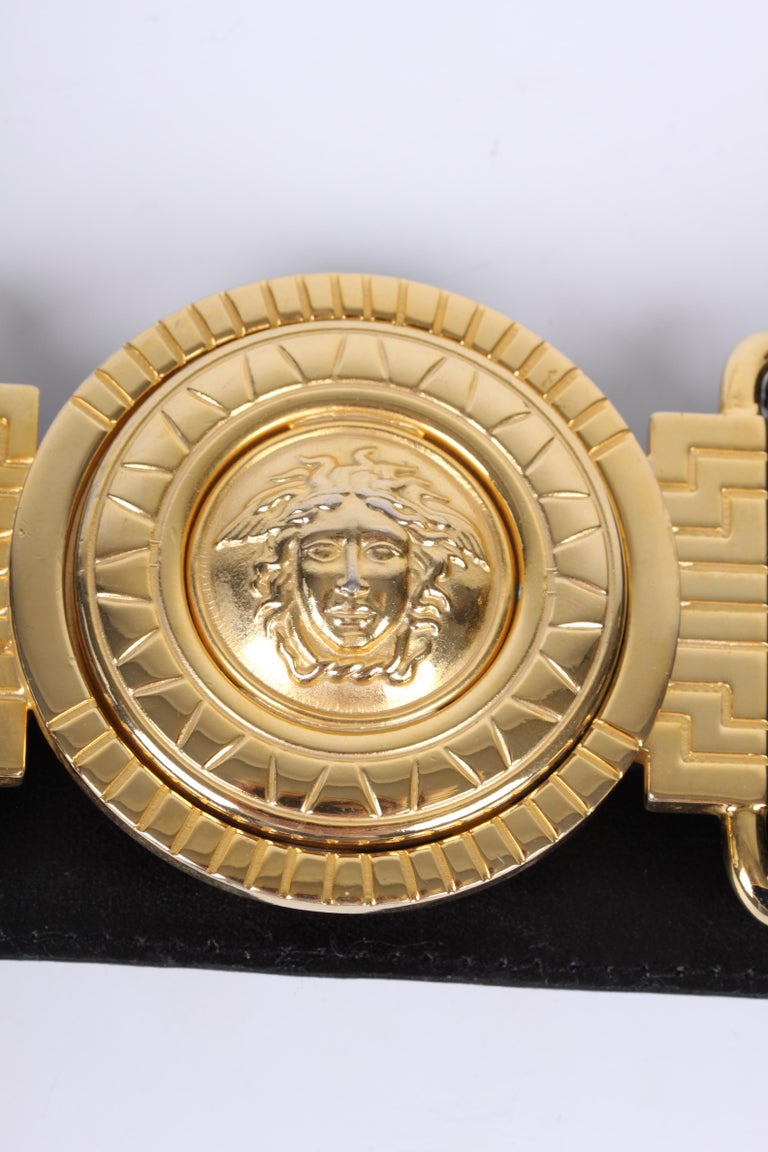 Gianni Versace Vintage Leather Belt - black/gold For Sale at 1stDibs ...