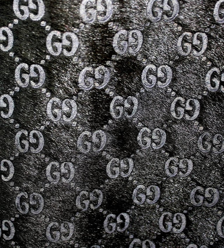 black gucci pattern fabric
