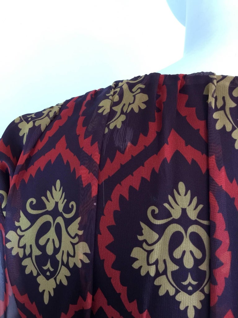 Gucci Deep V-Neck Chiffon Maxi Dress at 1stDibs | rn 68596 ca 31127 ...