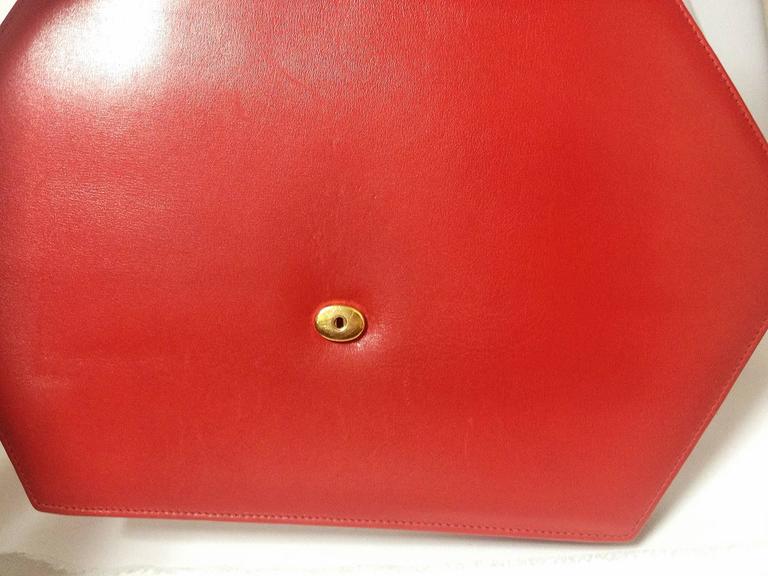 Vintage Nina Ricci red leather hexagon shape clutch shoulder bag with ...