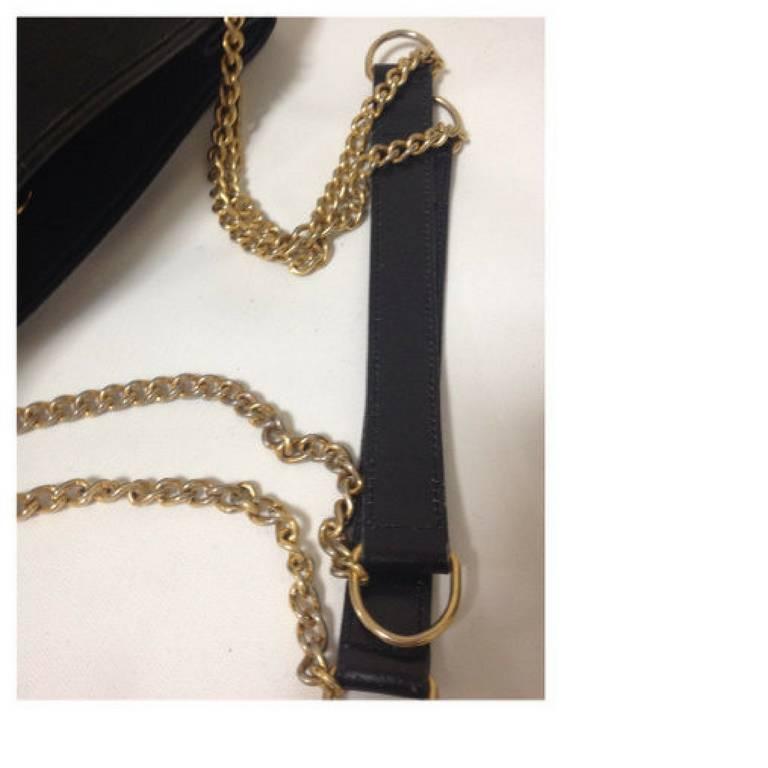 Vintage Nina Ricci black tote bag with golden chain straps with golden ...