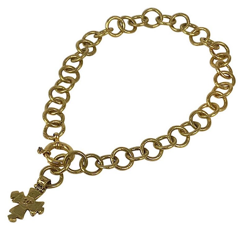 Chanel Vintage round chain statement necklace with cross pendant top ...