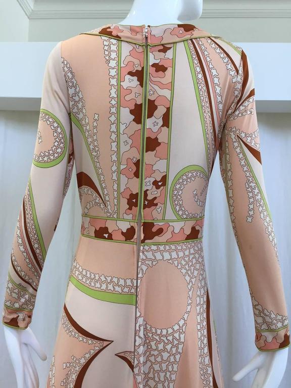 70s Bessie peach and brown print matte jersey maxi dress For Sale at 1stDibs