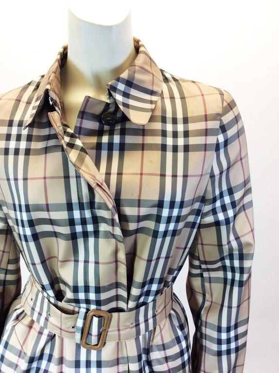 Burberry Classic Plaid Raincoat Trench Coat at 1stDibs | burberry plaid ...