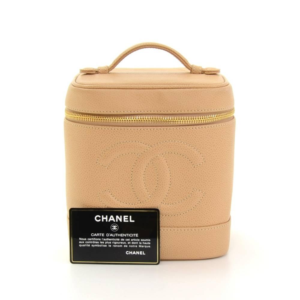 Chanel Beige Caviar Leather Vanity Bag Cosmetic Case at 1stDibs | 5345814