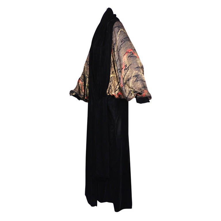 French Art Deco Lame Broche and Silk Velvet Opera Coat For Sale at 1stDibs