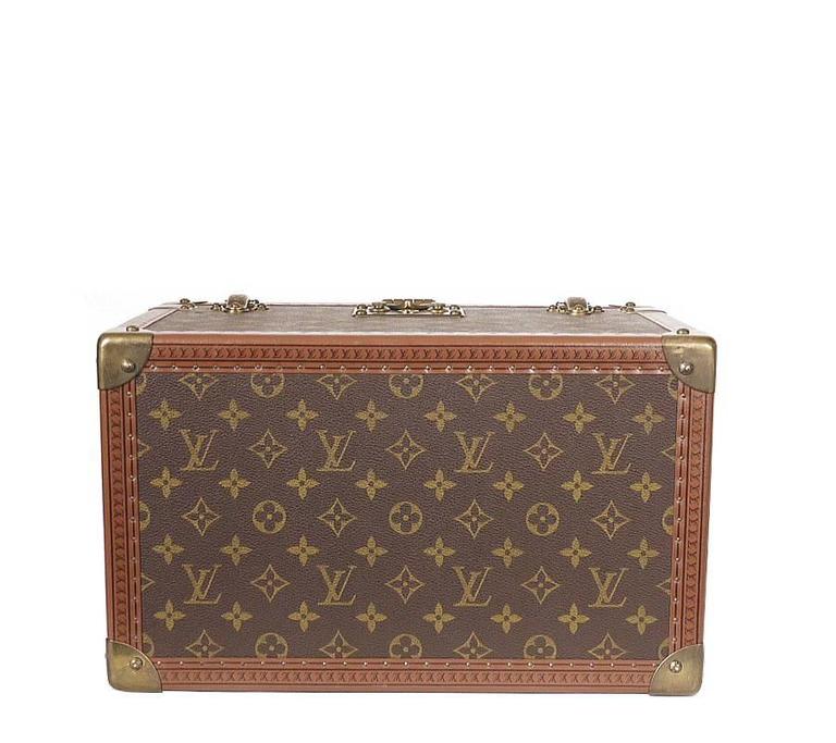 Louis Vuitton Monogram Toiletry Case Travel Trunk at 1stDibs | louis ...