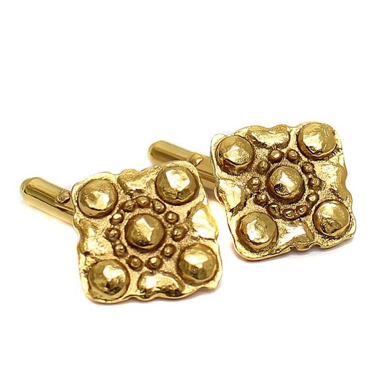 Vintage Chanel Gold Cufflinks For Sale at 1stDibs | vintage gold cufflinks