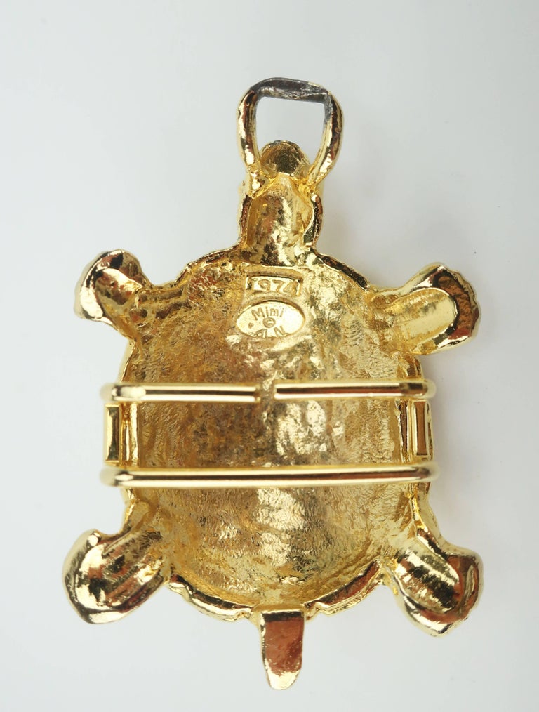 1974 Mimi di N Gold Tone Kissing Turtle Belt Buckles and Pink Belt at ...