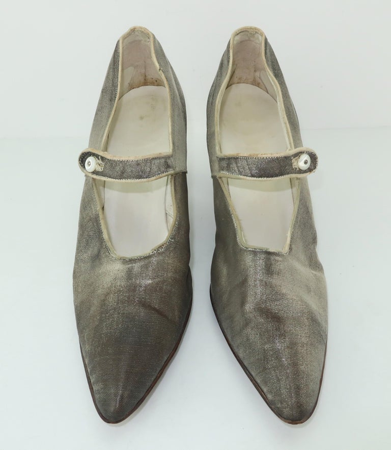 Art Deco 1920's Silver Metallic Flapper Shoes Sz 7.5-8N at 1stDibs ...