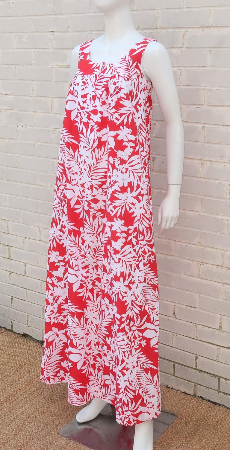 1970's Hilo Hattie's Red and White Hawaiian Floral Muumuu Dress at ...