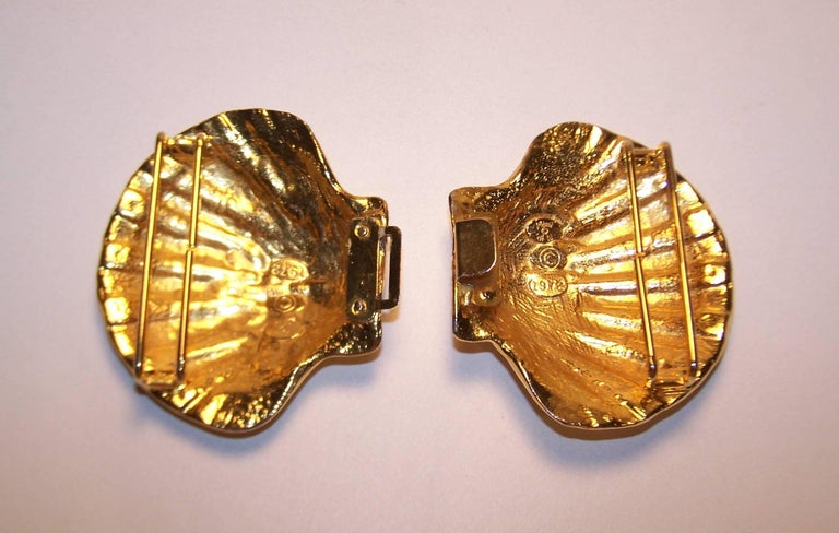 Large 1972 Mimi di N Gold Scallop Shell Belt Buckles at 1stDibs