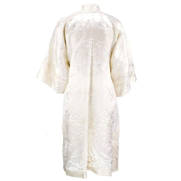 Gorgeous Chinese Robe of White Silk and Floral Embroidery For Sale at ...