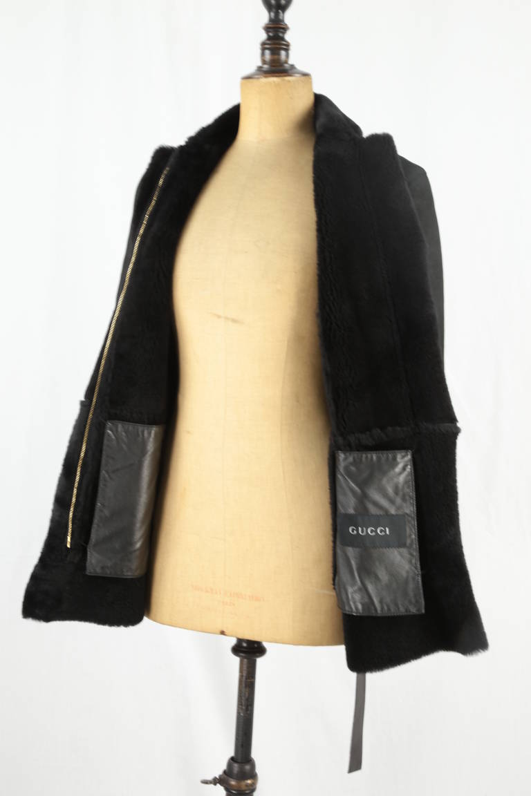Gucci Black Shearling Fur Jacket US Size 8 For Sale at 1stDibs