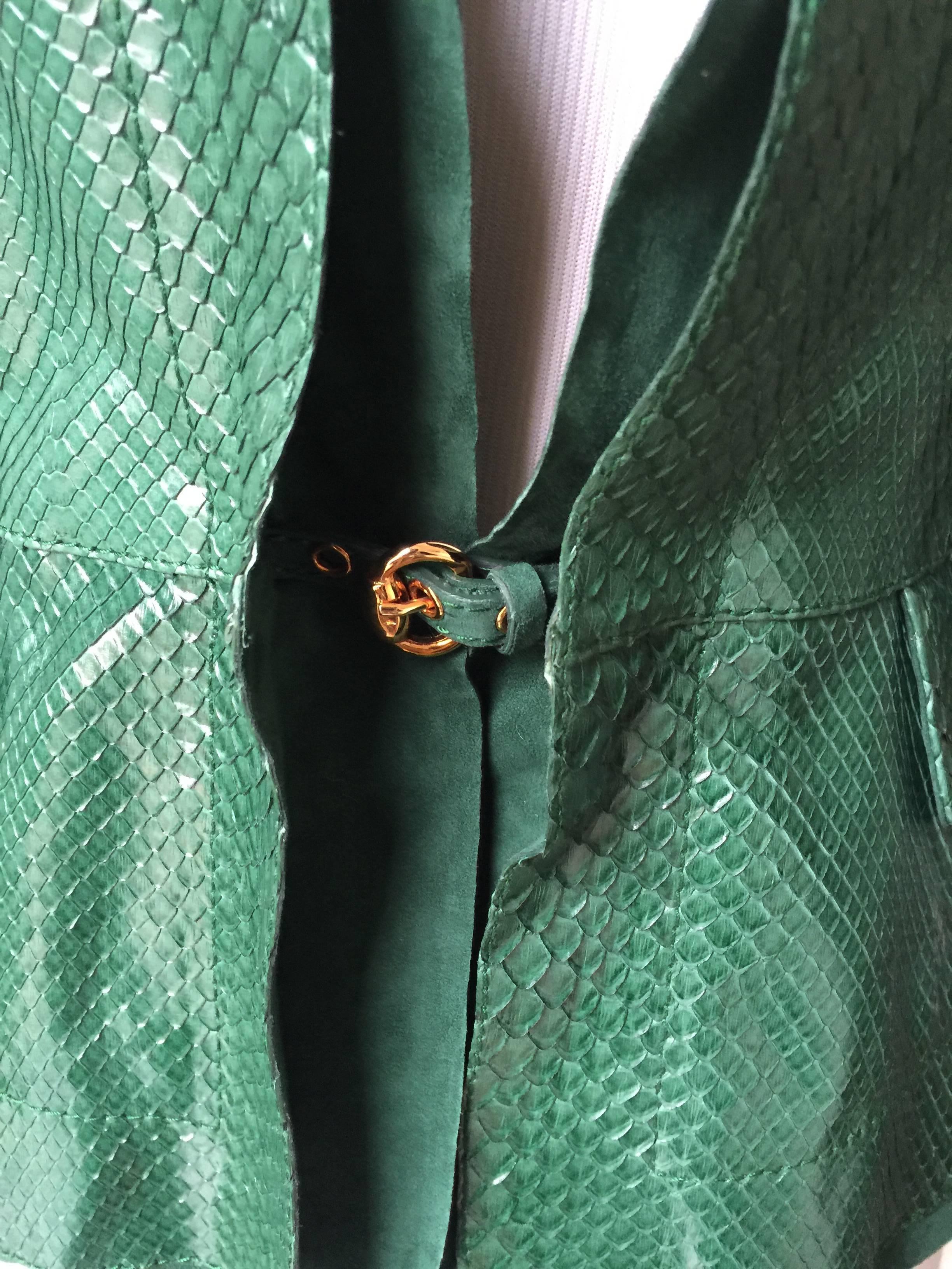 Fabulous Gucci Green Python jacket IT. 42 at 1stDibs | gucci python ...