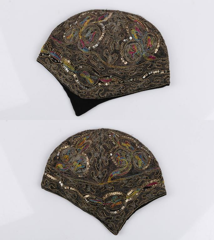 COUTURE c.1920s Metallic Gold Embroidered Sequin Silk Flapper Cloche ...