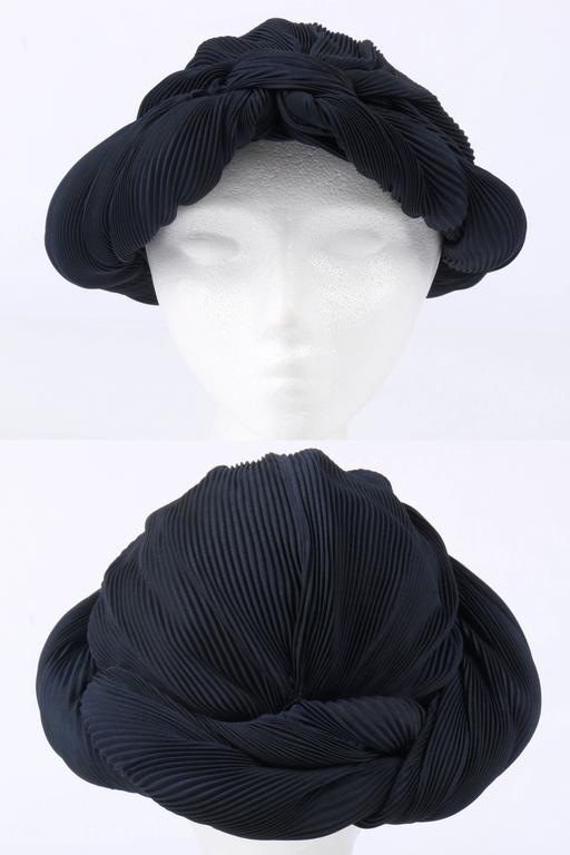 MADAME AGNES c.1930's Midnight Navy Blue Plisse Pleat Silk Turban ...