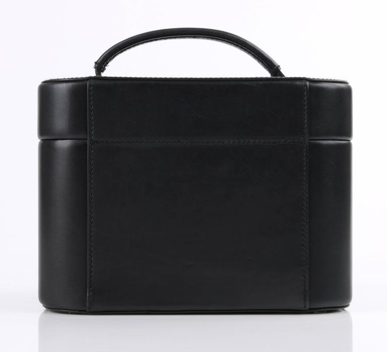 GUCCI Black Genuine Leather Structured Train Case Cosmetic Travel Bag ...