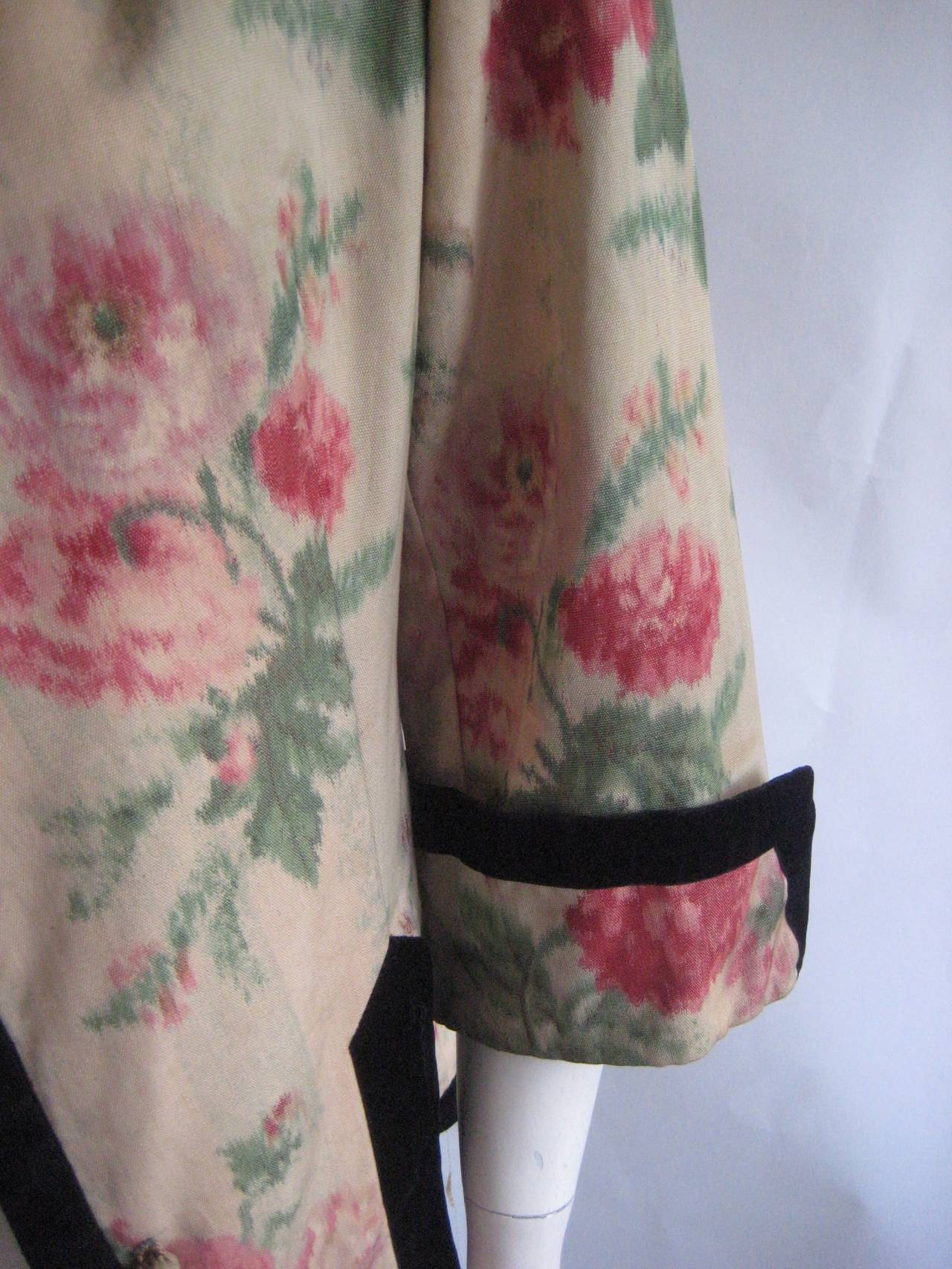 Edwardian Silk Floral Jacket with Velvet Trim For Sale at 1stDibs