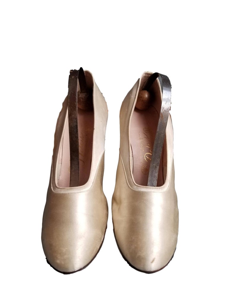 Vintage 1940s CC41 Bridal Satin Hand Sewn Dolcis ww2 Shoes UK 4 at 1stDibs