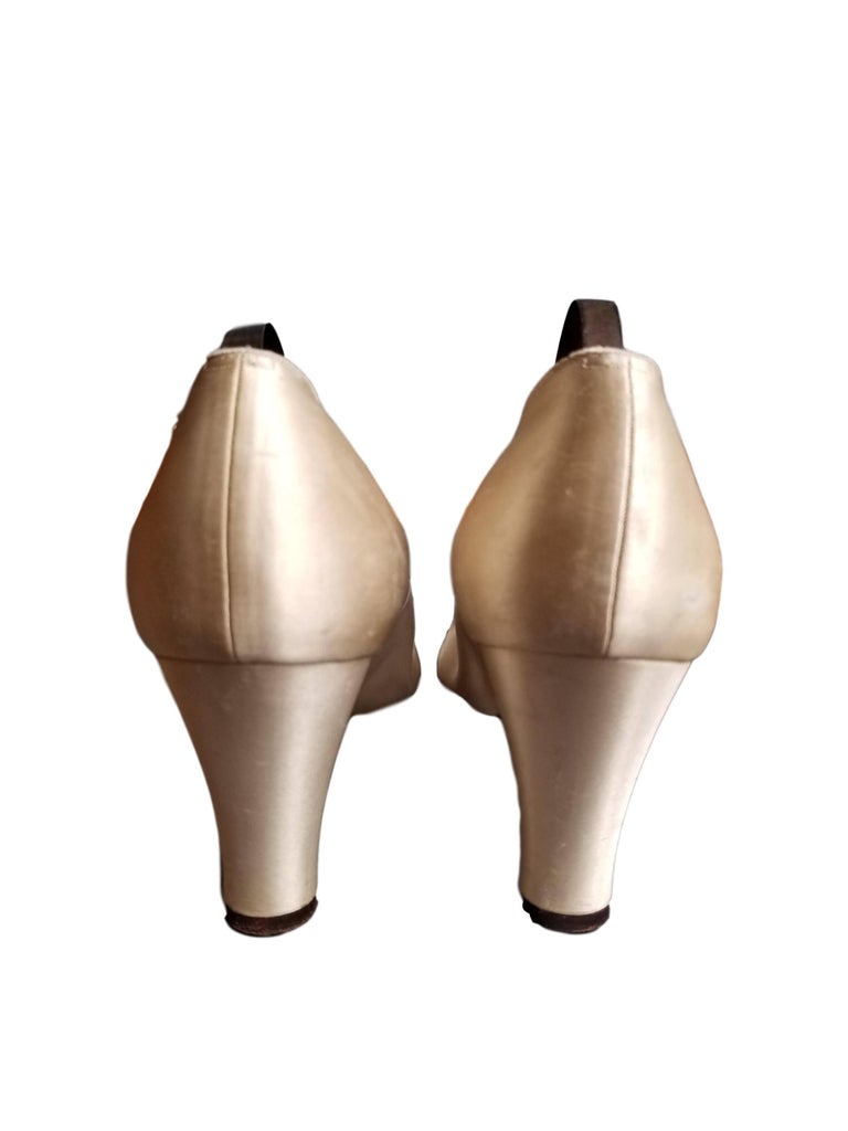 Vintage 1940s CC41 Bridal Satin Hand Sewn Dolcis ww2 Shoes UK 4 at 1stDibs