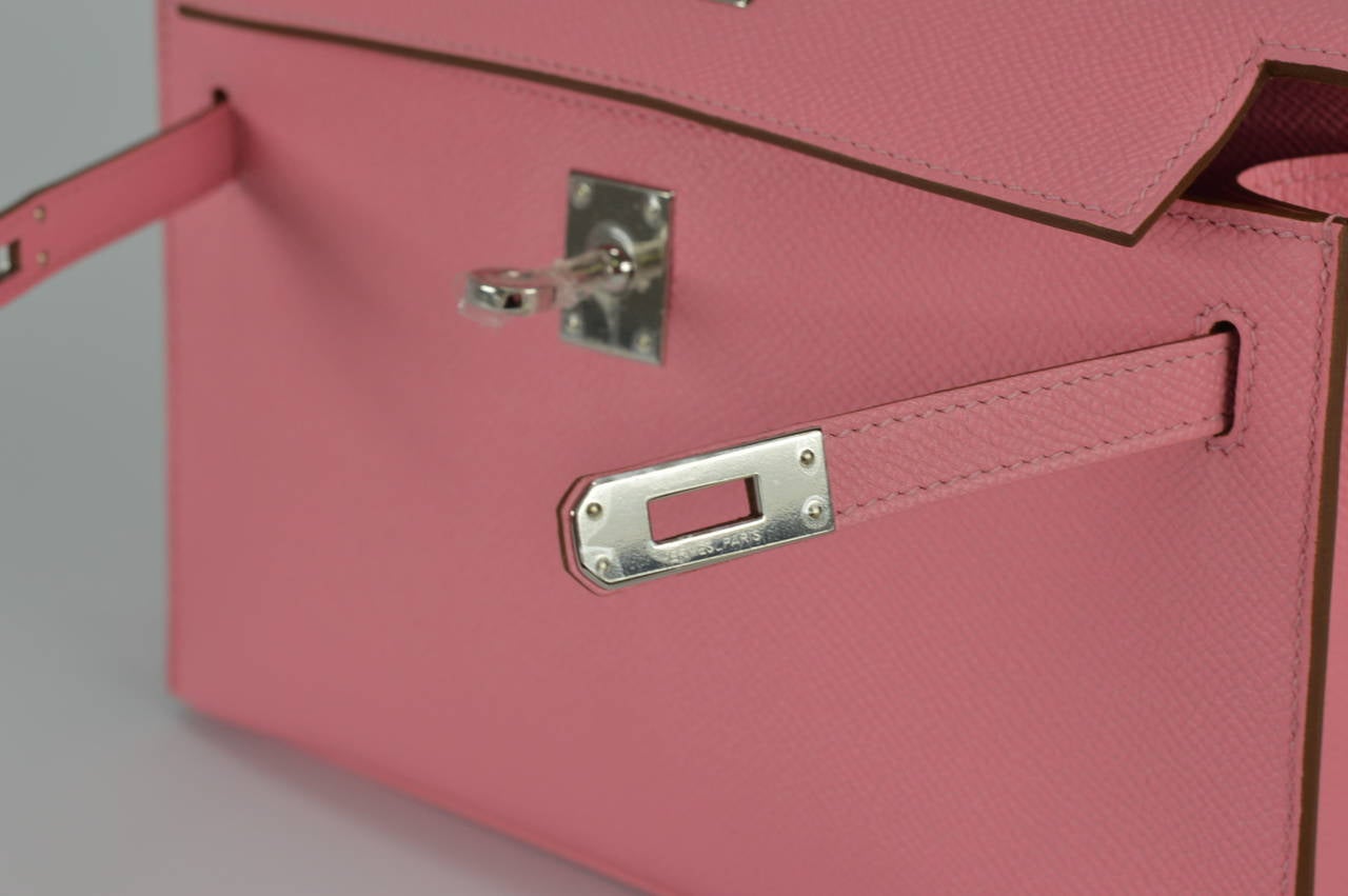 HERMES Sac Pochete MINI KELLY Rose at 1stDibs