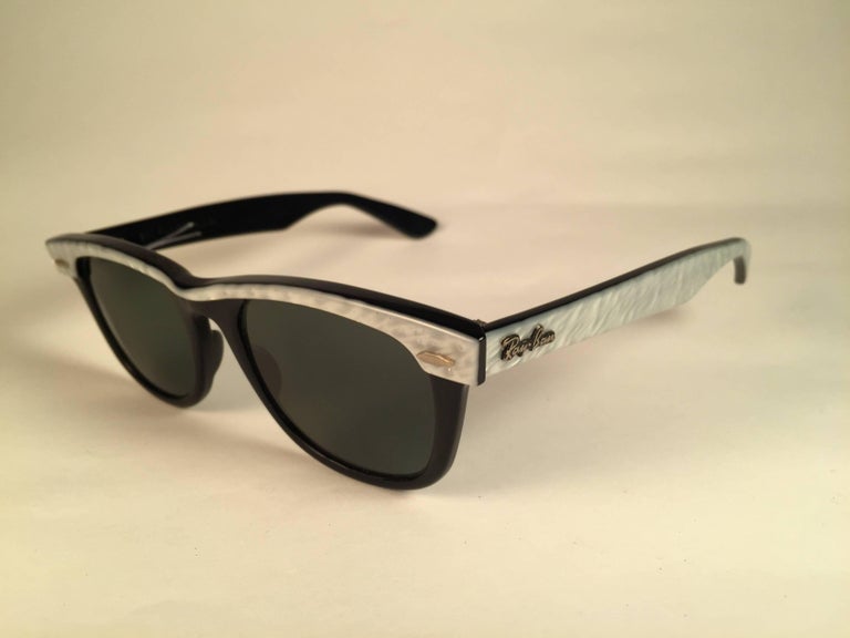 VintagRay Ban The Wayfarer White / Black B&L G15 Grey Lens USA 80's ...
