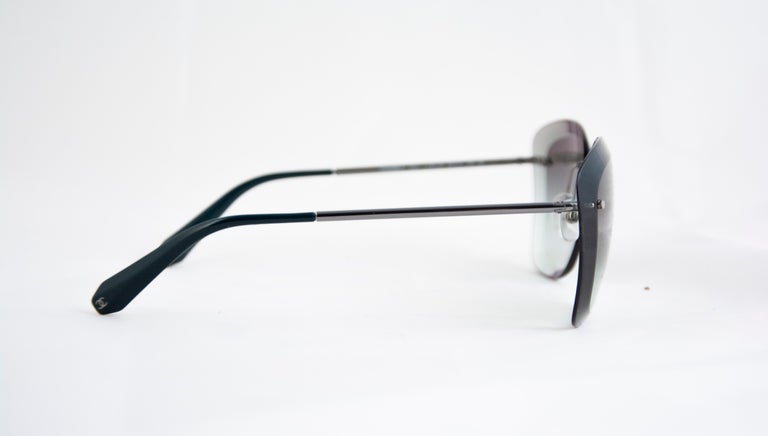 Chanel pilot sunglasses, 2000s For Sale at 1stDibs