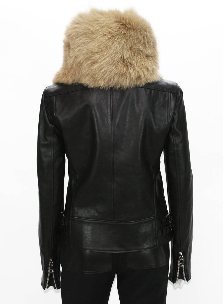 New GUCCI Fox Fur and Wool Ring Wide Scarf Dark Beige For Sale at ...