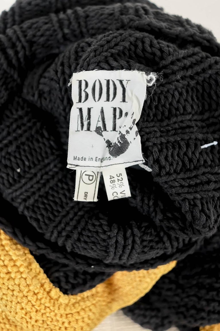 Autumn-Winter 1985 BodyMap "Harriet" hand knitted dress For Sale at 1stDibs
