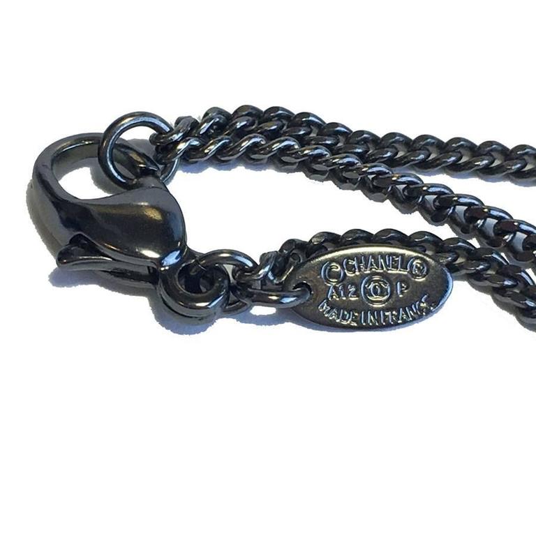 CHANEL Dark Silver Tone Chain and Rhinestones CC logo Necklace at ...