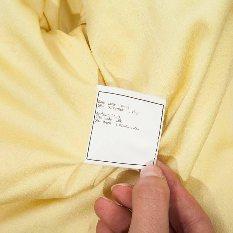 COLLECTOR CHANEL Short Yellow Jacket in Wool Size 40 at 1stDibs ...