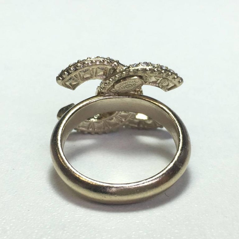 CHANEL CC Ring in Gilded Metal set with Rhinestones 52FR at 1stDibs