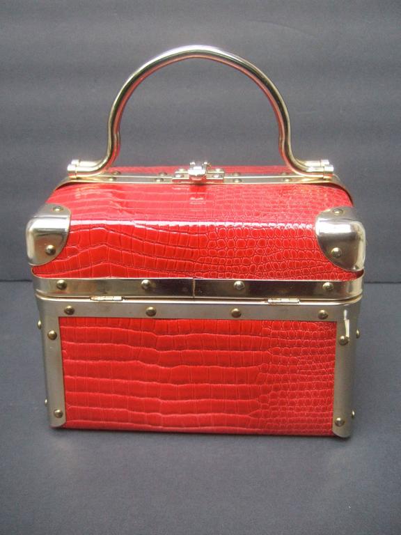 Borsa Bella Italy Embossed Red Vinyl Box Bag ca 1980s at 1stDibs ...