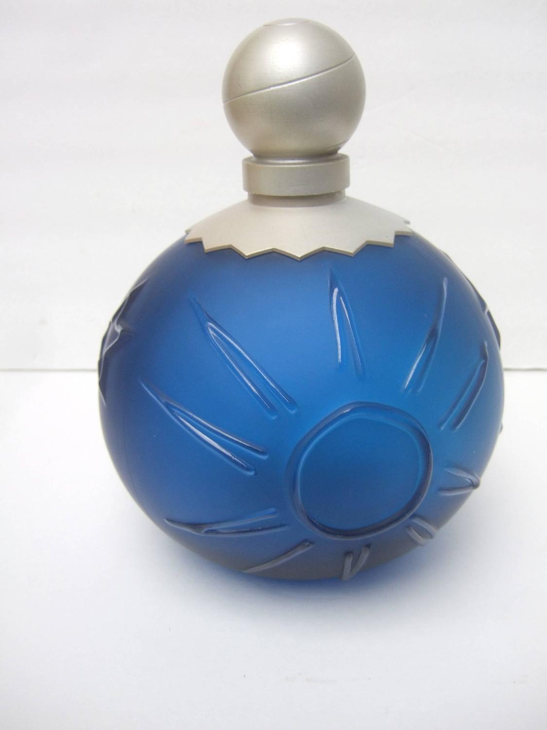 Karl Lagerfeld Large Moon and Stars Fragrance Factice Display Bottle at ...