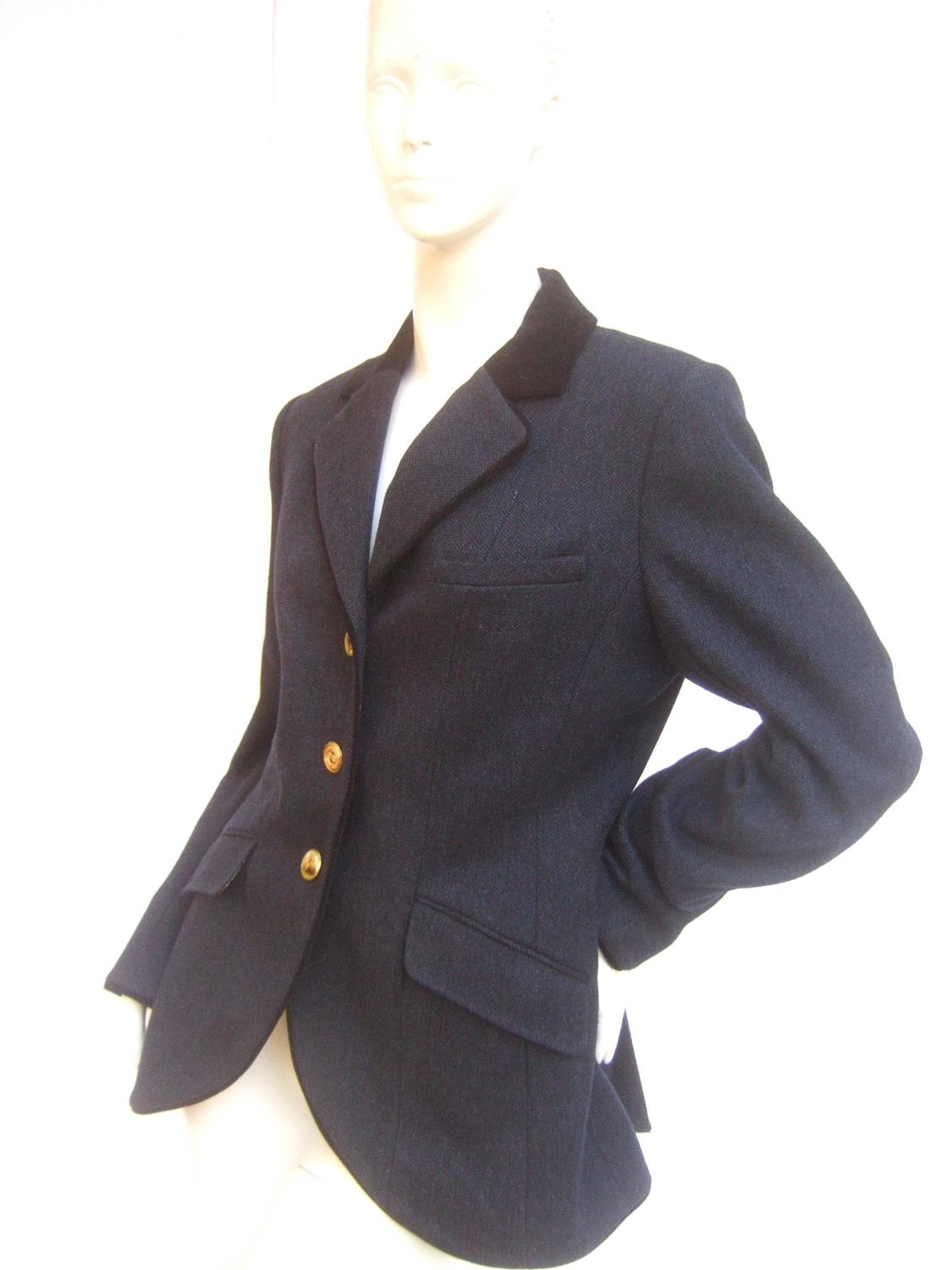 English Style Womens Equestrian Riding Jacket For Sale at 1stdibs